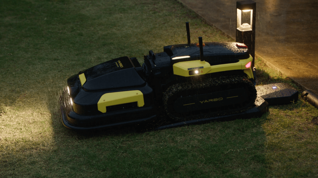 Yarbo Lawn Mower | RoboLawn