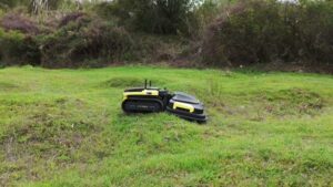 Yarbo Lawn Mower | RoboLawn