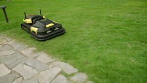 Yarbo Lawn Mower | RoboLawn